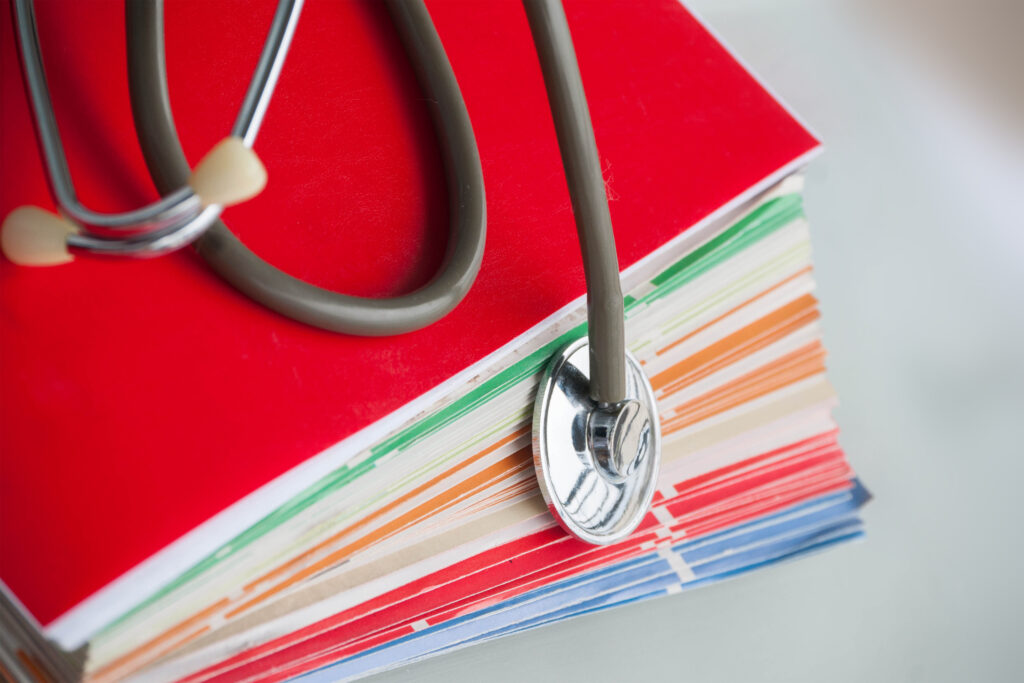 Conservation des dossiers médicaux : durée et obligations